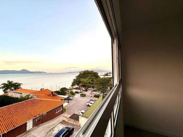 Kitnet / Stúdio para Venda em Florianópolis/SC Coqueiros 1 Quartos