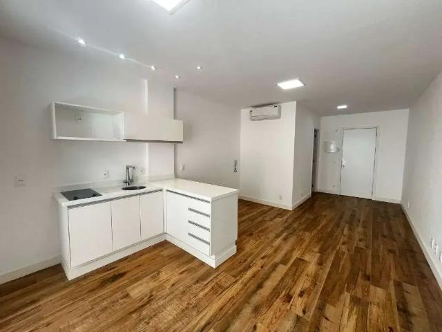 Kitnet / Stúdio para Venda em Juiz de Fora/MG Centro 1 Quartos
