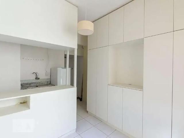 Kitnet / Stúdio para Venda em Niterói/RJ Centro 1 Quartos