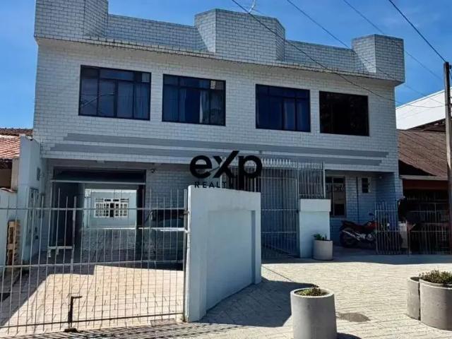 Kitnet / Stúdio para Venda em São José dos Pinhais/PR Aviação 11 Quartos