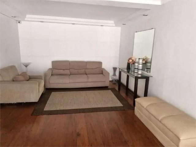 Kitnet / Stúdio para Venda em Santos/SP Aparecida 2 Quartos