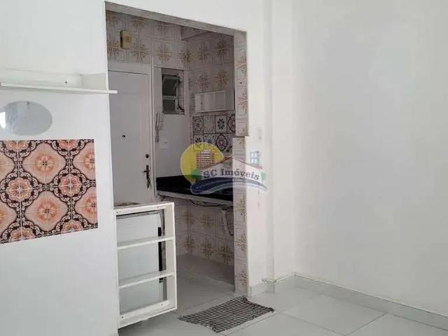 Kitnet / Stúdio para Venda em Santos/SP Embaré