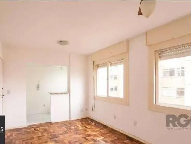 Kitnet / Stúdio para Venda em Porto Alegre/RS Centro Histórico 1 Quartos