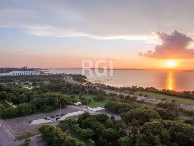 Kitnet / Stúdio para Venda em Porto Alegre/RS Praia de Belas 1 Quartos