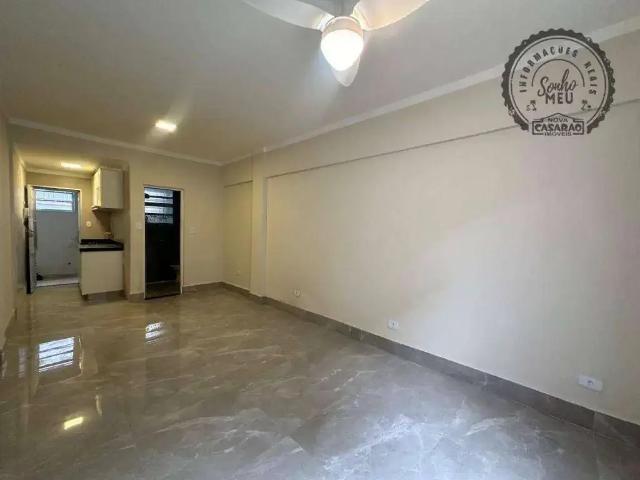 Kitnet / Stúdio para Venda em Praia Grande/SP Canto do Forte