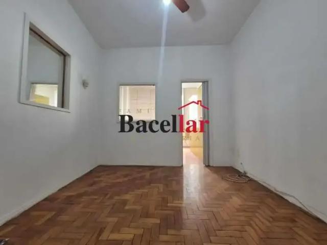 Kitnet / Stúdio para Venda em Rio de Janeiro/RJ Copacabana