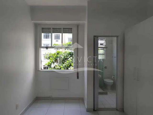 Kitnet / Stúdio para Venda em Rio de Janeiro/RJ Copacabana 1 Quartos