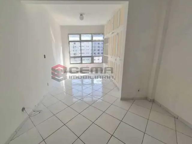 Kitnet / Stúdio para Venda em Rio de Janeiro/RJ Copacabana 1 Quartos
