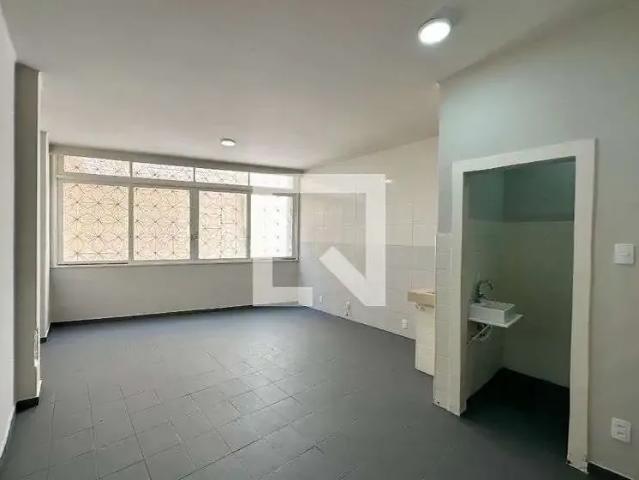 Kitnet / Stúdio para Venda em Rio de Janeiro/RJ Copacabana 1 Quartos