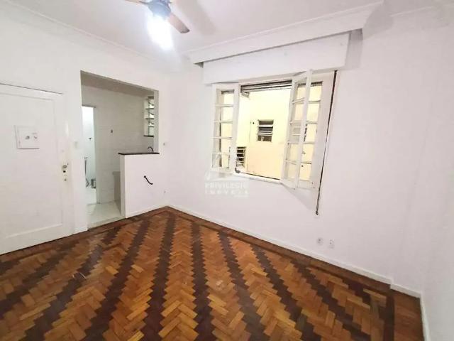 Kitnet / Stúdio para Venda em Rio de Janeiro/RJ Flamengo 1 Quartos