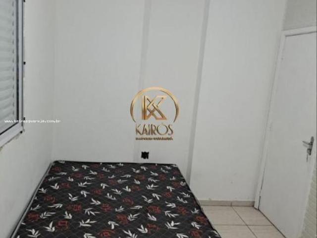 Kitnet para Venda em Praia Grande Tupi