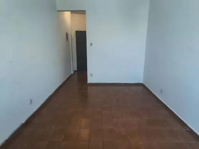 Kitnet para alugar, 40m² Centro