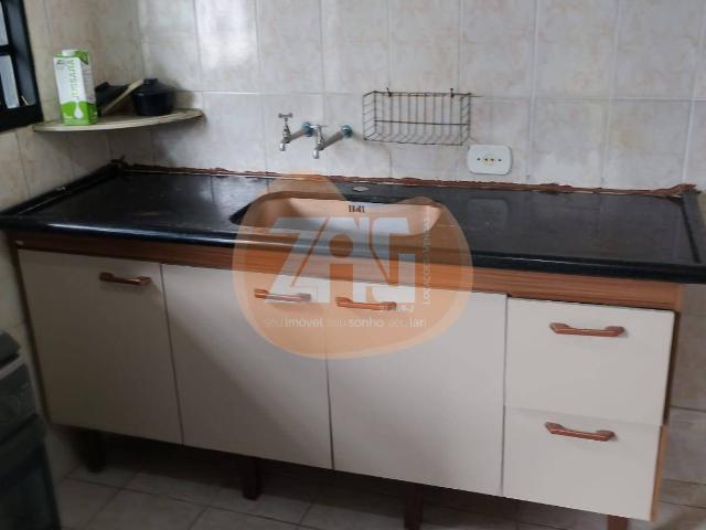 Kitnet para Aluguel com 1 quartos, 25 m² por R$ 1.100