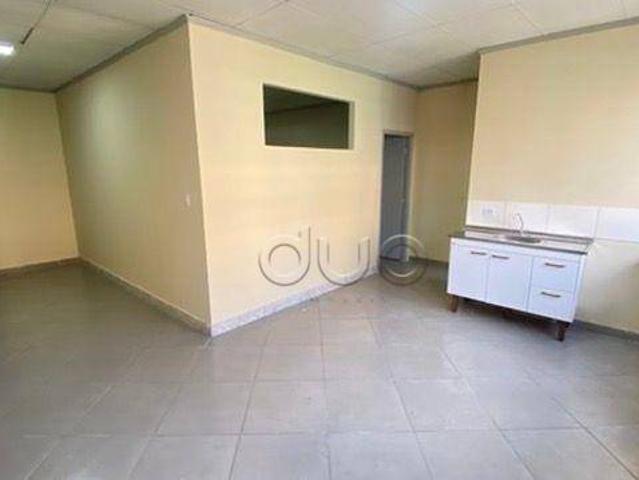 Kitnet para Aluguel com 1 quartos, 63 m² por R$ 1.500