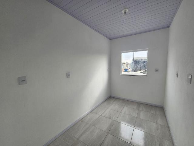 Kitnet para Aluguel com 2 quartos, 42 m² por R$ 1.450
