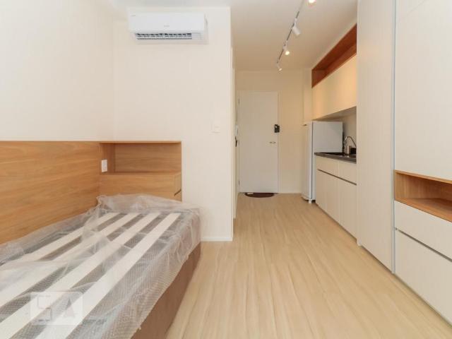 Kitnet, Pinheiros, 1 Quarto, 24 m2 São Paulo