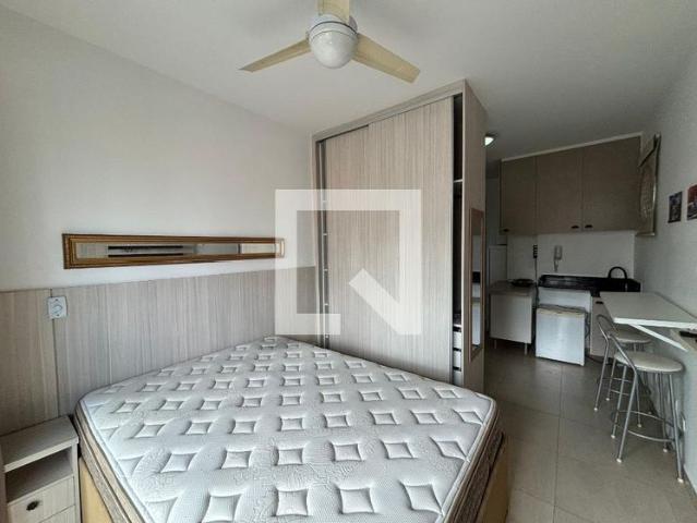 Kitnet, Pinheiros, 1 Quarto, 27 m2 São Paulo