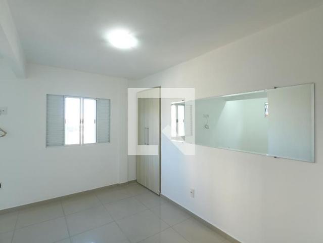 Kitnet, Piraporinha, 1 Quarto, 70 m2 Diadema