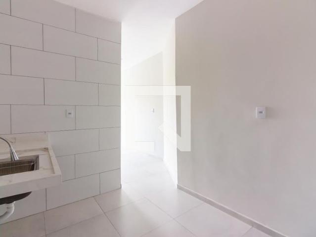 Kitnet, Quitaúna, 1 Quarto, 30 m2 Osasco