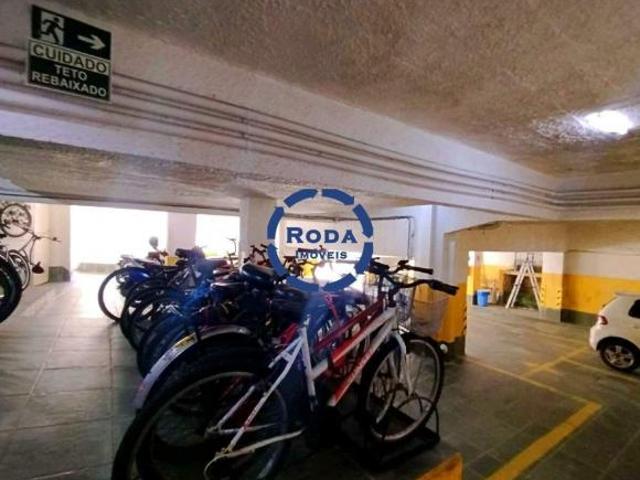 Kitnet reformada e pronta para morar a poucos passos da praia em Santos!
