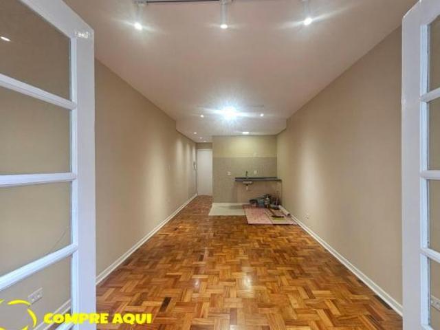 Kitnet| Reformada | 36m2 | Terraço | Oportunidade