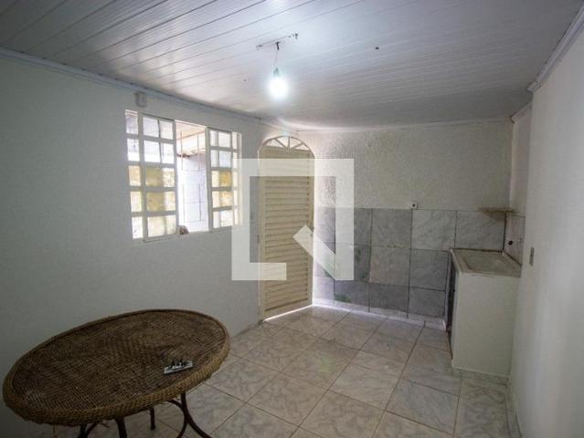 Kitnet, Taguatinga, 1 Quarto, 15 m2 Brasília