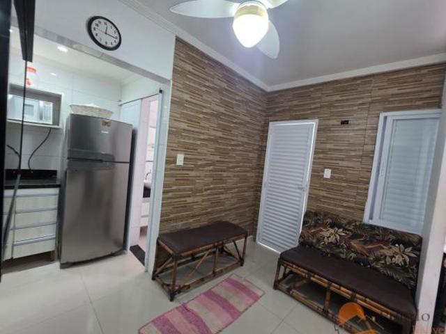Kitnet térrea à venda no bairro Boqueirão Praia Grande/SP