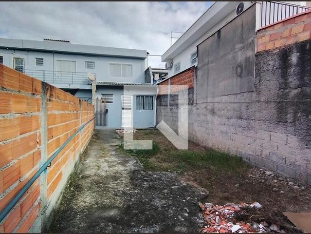 Kitnet, Vila Urupes, 1 Quarto, 40 m2 Suzano