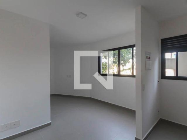 Kitnet, Vila Alpina, 1 Quarto, 26 m2 São Paulo