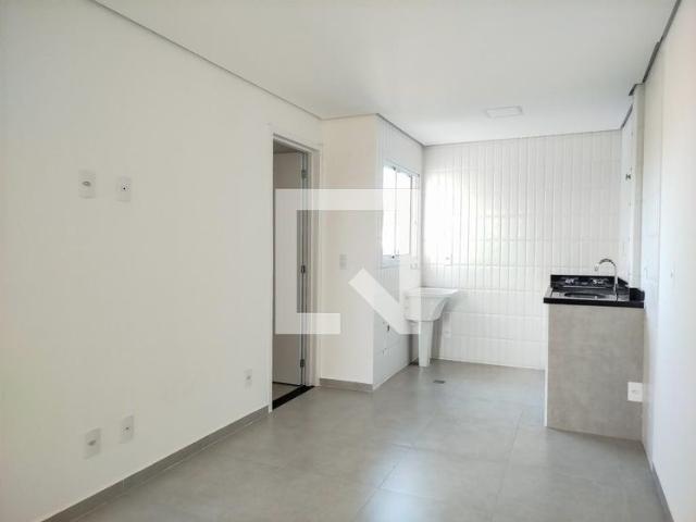 Kitnet, Vila Invernada, 1 Quarto, 29 m2 São Paulo