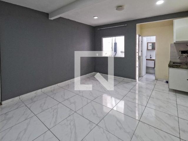 Kitnet, Vila Miriam, 1 Quarto, 26 m2 São Paulo