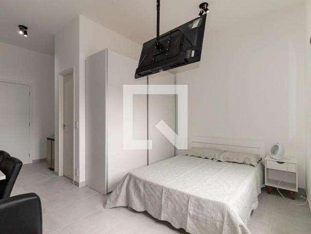 Kitnet, Vila Olímpia, 1 Quarto, 24 m2 São Paulo