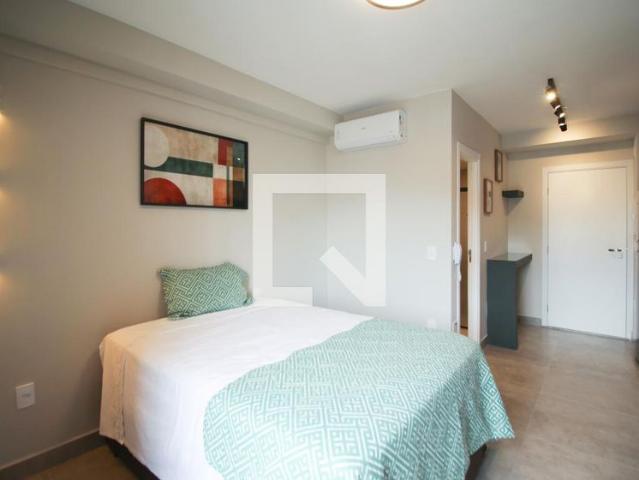 Kitnet, Vila Olímpia, 1 Quarto, 24 m2 São Paulo
