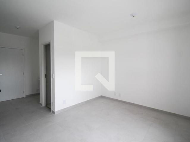 Kitnet, Vila Olímpia, 1 Quarto, 24 m2 São Paulo