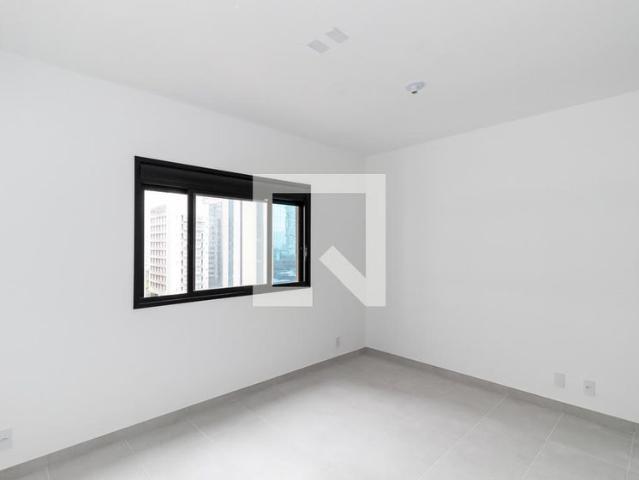 Kitnet, Vila Olímpia, 1 Quarto, 24 m2 São Paulo