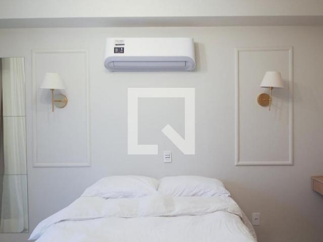 Kitnet, Vila Olímpia, 1 Quarto, 25 m2 São Paulo