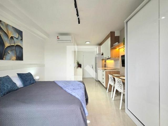 Kitnet, Vila Olímpia, 1 Quarto, 25 m2 São Paulo