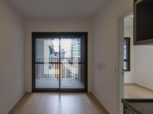 Kitnet, Vila Olímpia, 1 Quarto, 27 m2 São Paulo