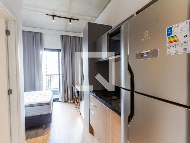 Kitnet, Vila Olímpia, 1 Quarto, 28 m2 São Paulo