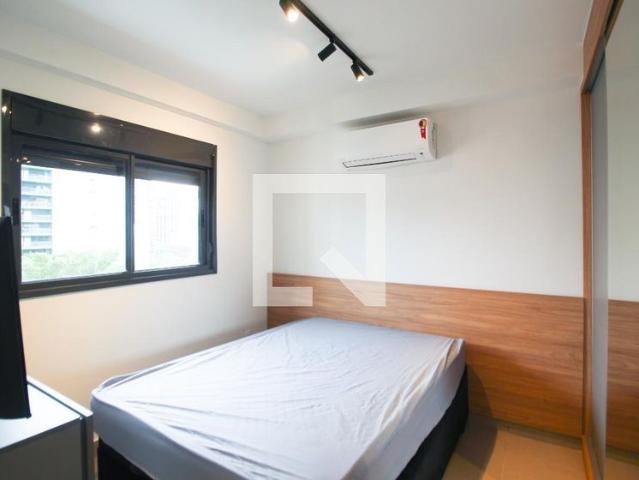 Kitnet, Vila Olímpia, 1 Quarto, 29 m2 São Paulo