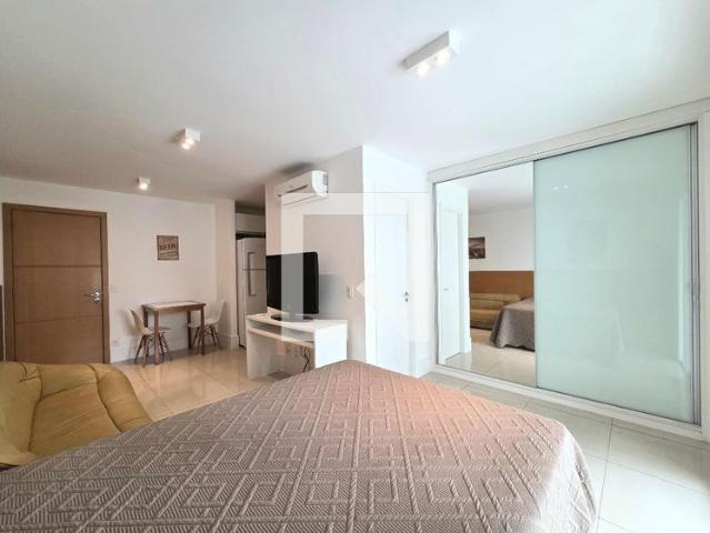 Kitnet, Vila Olímpia, 1 Quarto, 37 m2 São Paulo