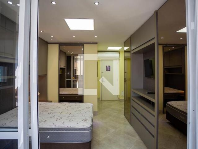 Kitnet, Vila Olímpia, 1 Quarto, 30 m2 São Paulo