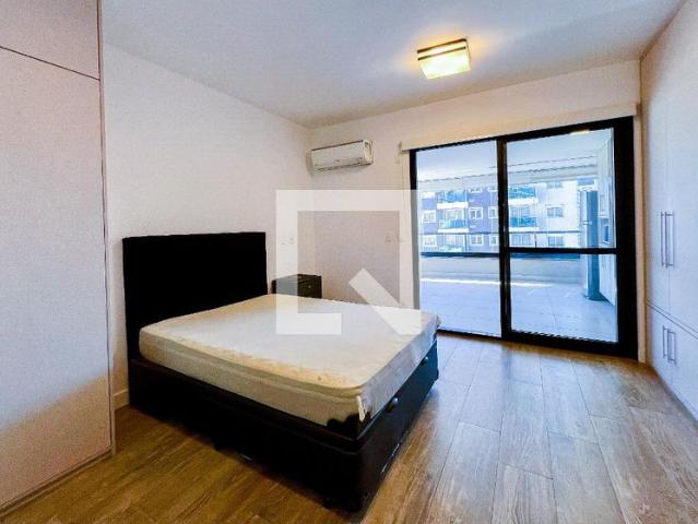 Kitnet, Vila Olímpia, 1 Quarto, 43 m2 São Paulo