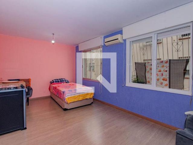 Kitnet, Vila Operária, 1 Quarto, 30 m2 Porto Alegre