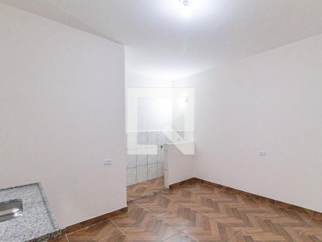 Kitnet, Vila Santa Terezinha, 1 Quarto, 17 m2 Carapicuíba