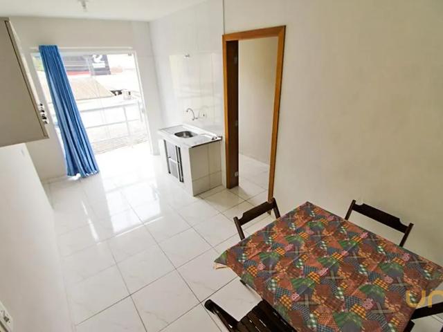 Kitnet/Conjugado 1 Quarto Capão Raso 26m²