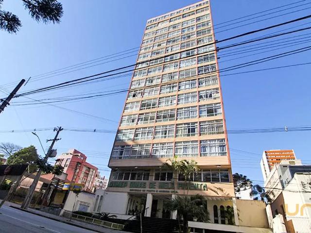 Kitnet/Conjugado 1 Quarto Centro 31m²