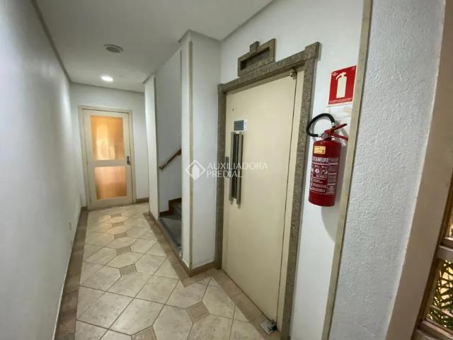 Kitnet/Conjugado à venda no Centro Histórico com 31 m² e 1 dormitório/quarto