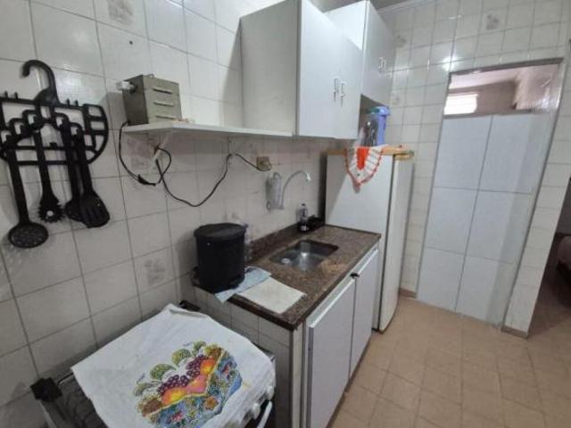 KITNETE, 30 m² de área útil. Bairro: GUILHERMINA