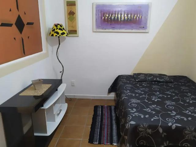 Kitnets e Studios Mobiliados com todas as despesas inclusas água, luz, internet, iptu, condomínio